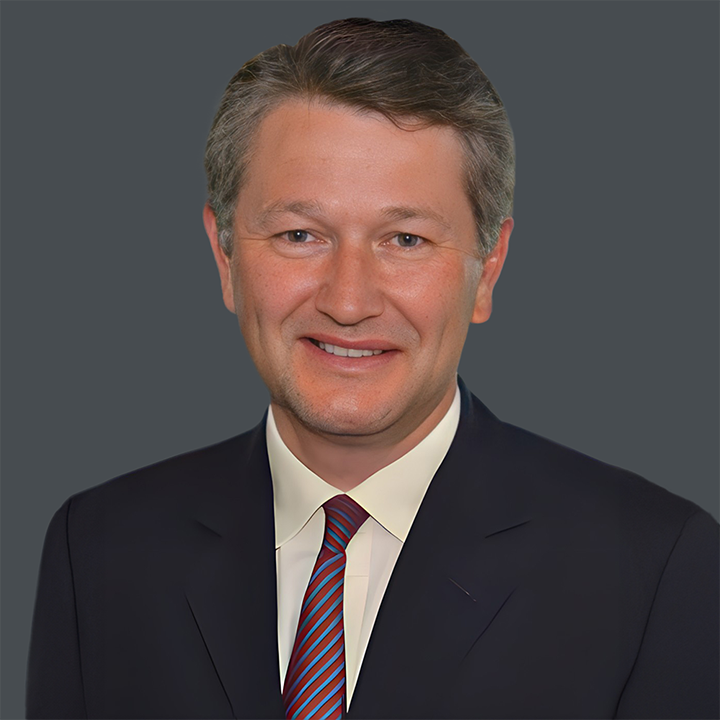 Edward Novis | J.P. Morgan Private Bank EMEA